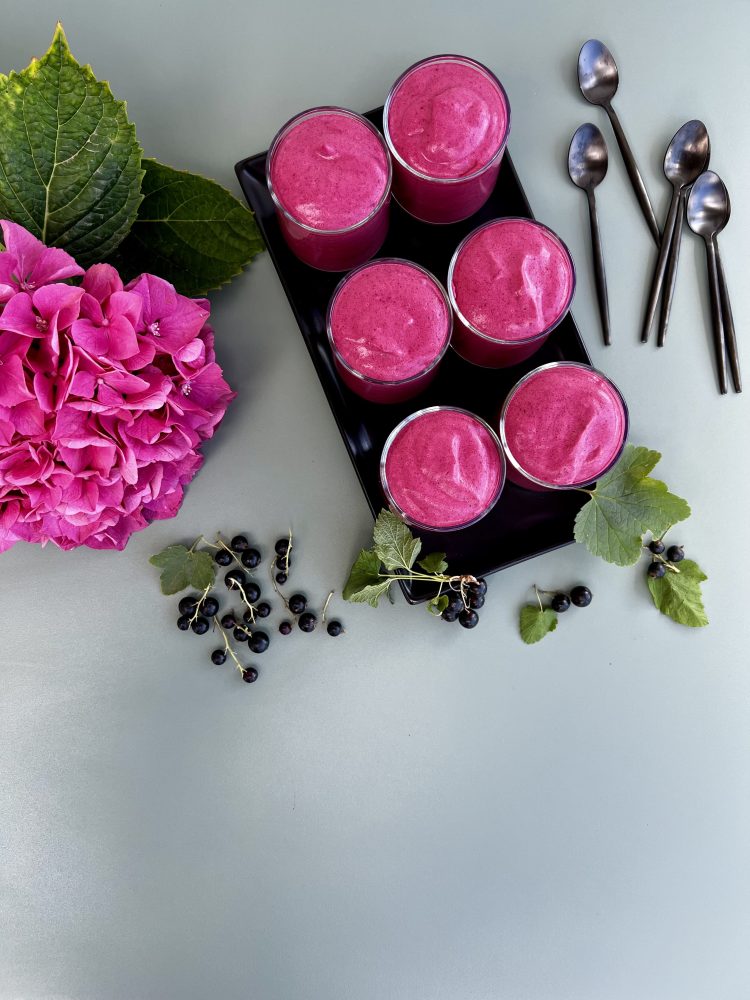 Mousse aux cassis